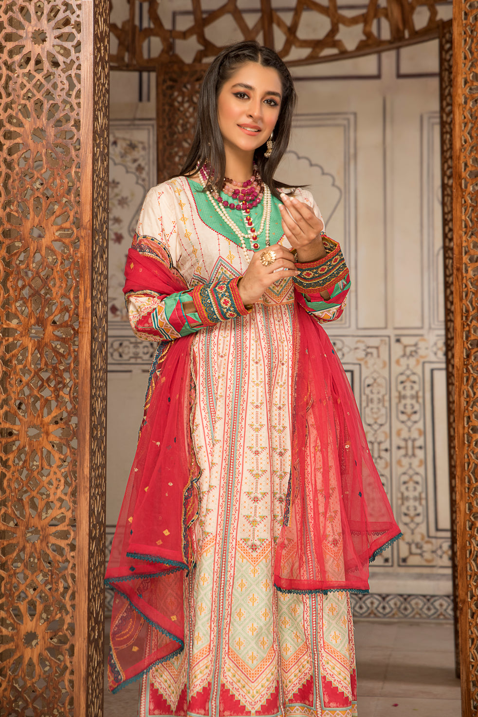 COTTON SELF JACQUARD EMBROIDERED PISHWAS BY HEMLINE 02 – The Zaibai